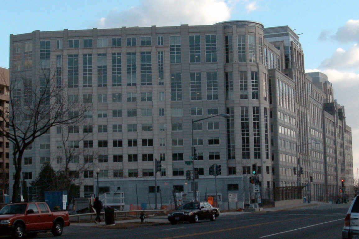 ICE Second in Command Resigns – 411 Breaking